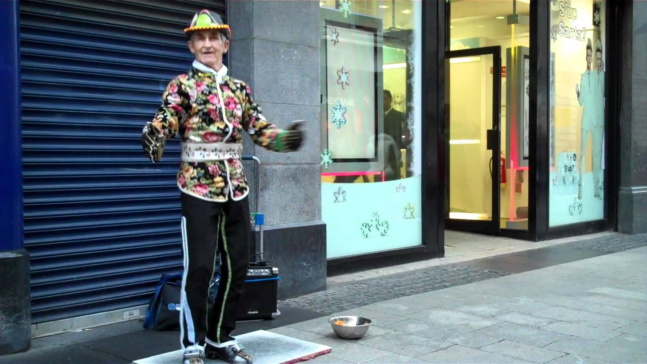 Irish Man Dancing - YouTube