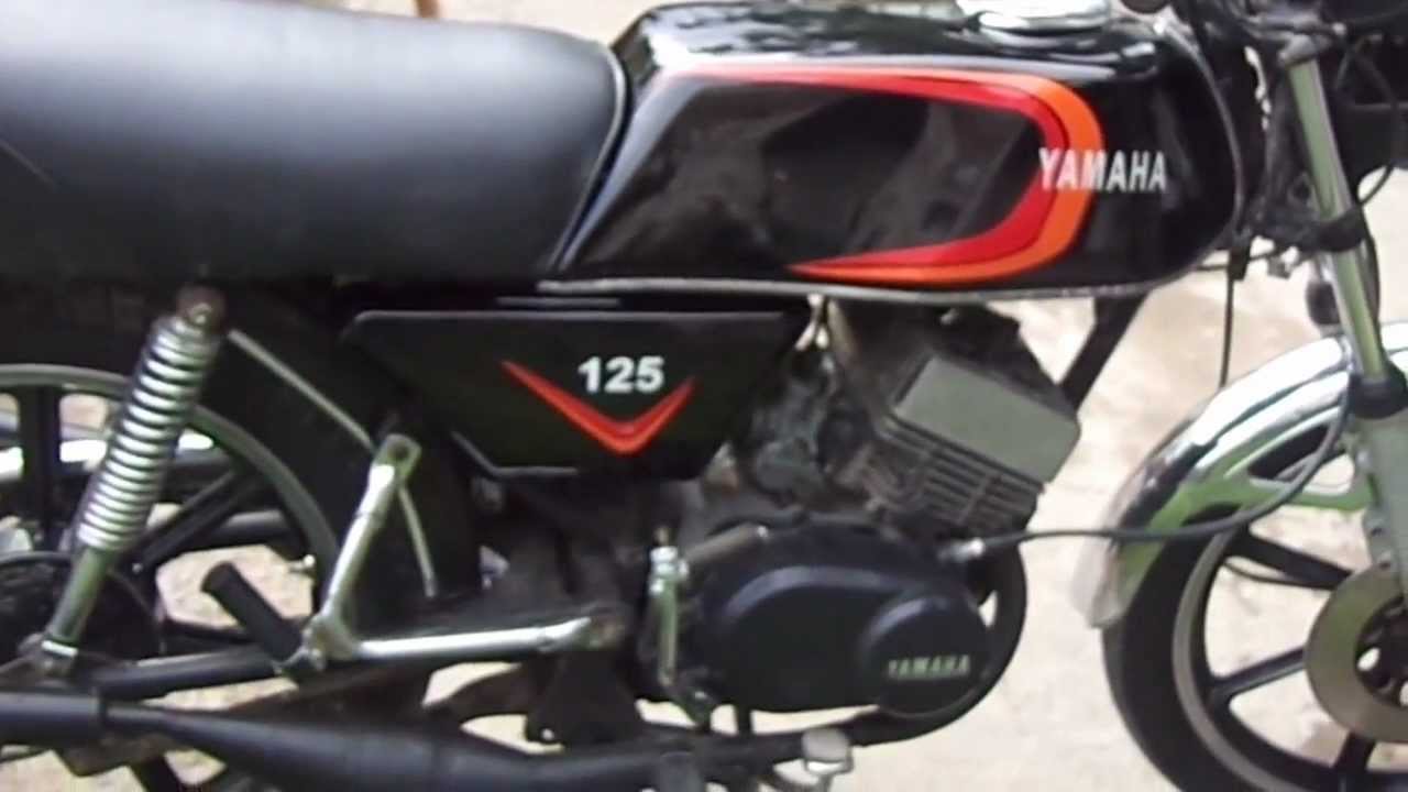 YAMAHA RD 125 DX MOD 81 - YouTube