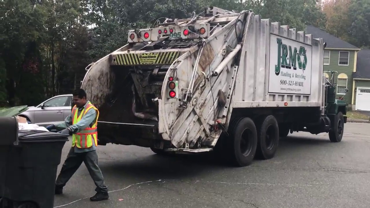 J.R.M Hauling & Recycling 995 ~ Mack RD Leach 2RII Rear Loader - YouTube
