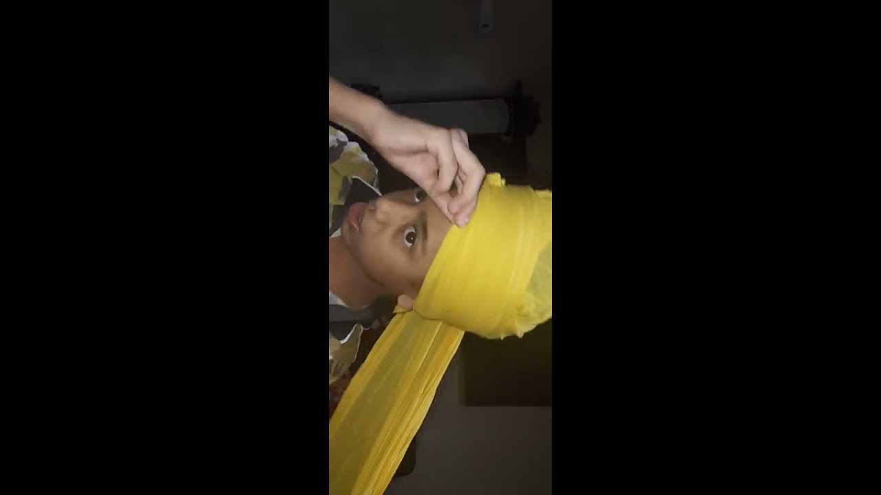 How to tie a gol parna simple trick - YouTube