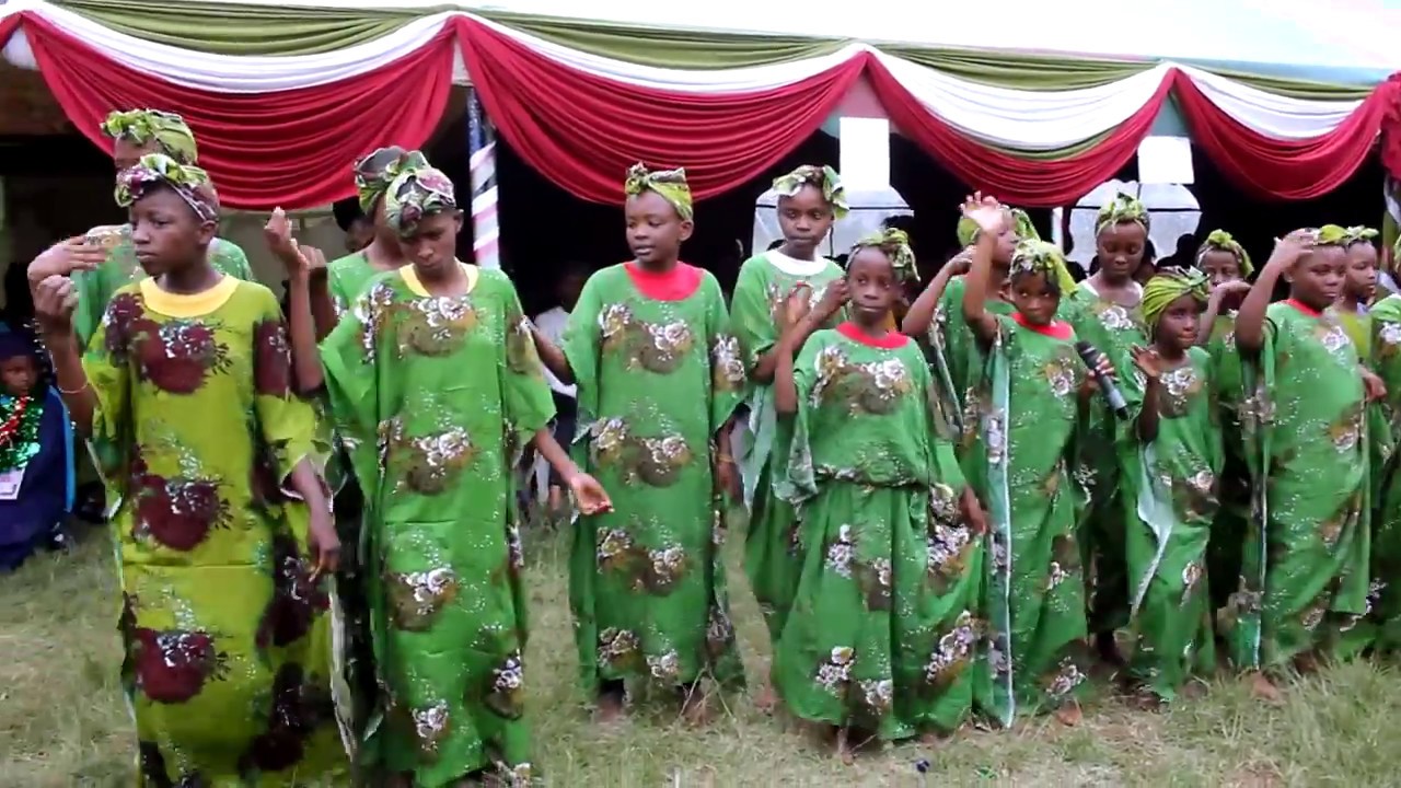 TAARAB DANCE - SANCARE PREPARATORY ACADEMY - YouTube