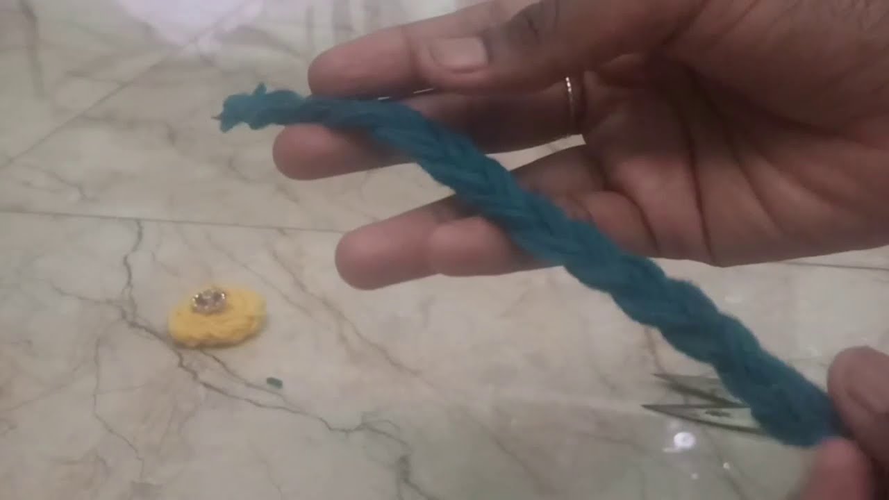 Easy flower making using Woolen thread - YouTube