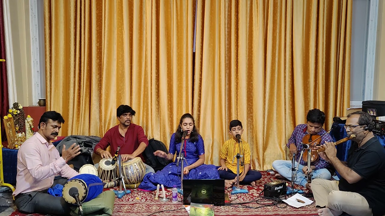 Patriotic song : Kalagantini nenu Kalagantini, Maand Raagam Adi taalam ...