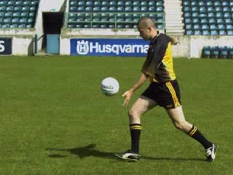 learn how to play Gaelic Games - The Football puntkick - YouTube