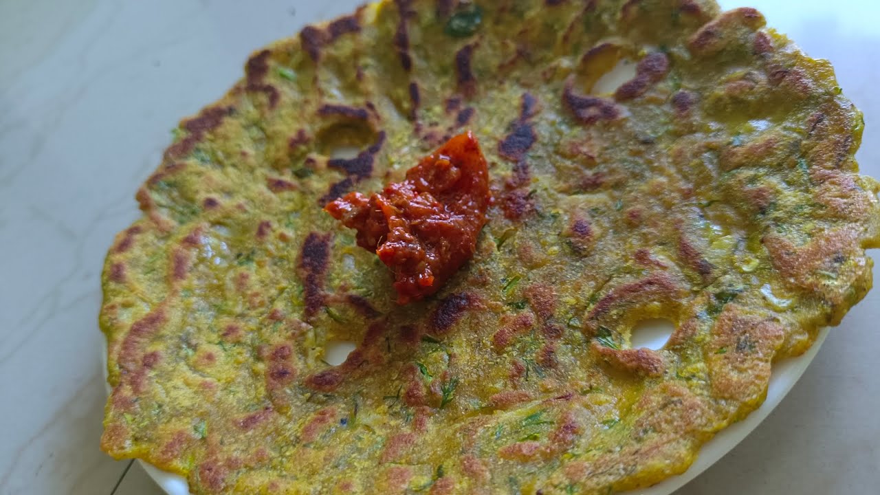 डाळीचे खमंग थालीपीठ l Khamanga thalipith - YouTube