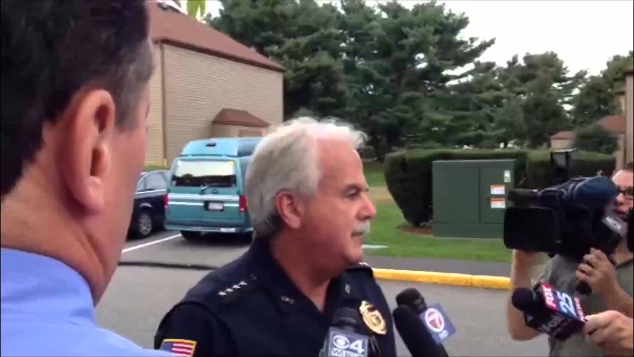 Police Chief Holds Press Conference About Lynn Shooting - YouTube