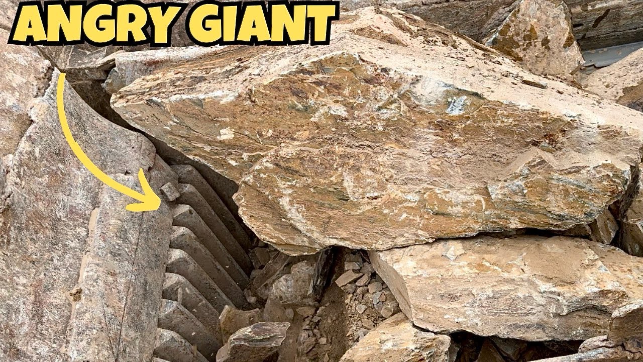 “Angry Giant Quarry Primary Rock Crushing Machine Working |Satisfying ...