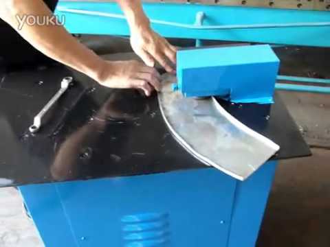 Air duct Lock Forming Machine Video - YouTube