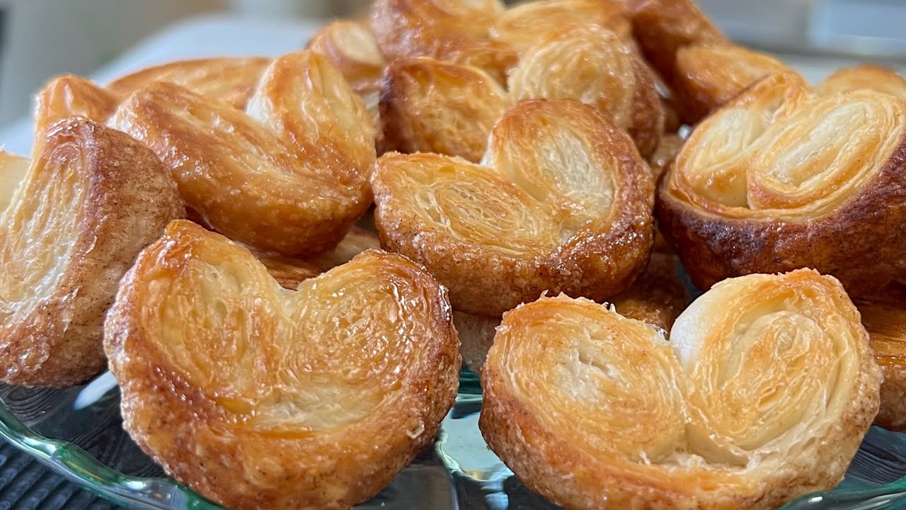 PALMIERS ( SUGARY BAKED PUFFS ) ONLY 3 INGREDIENTS - YouTube