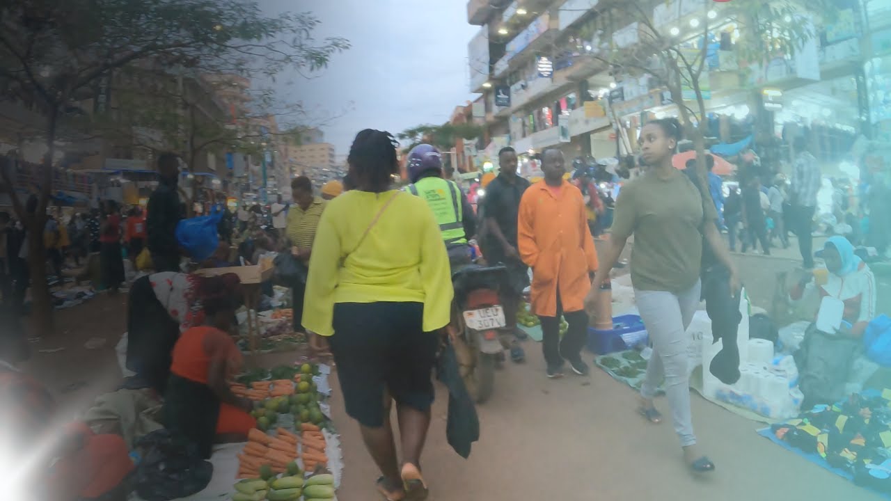 NIGHT LIFE ON THE STREETS OF KAMPALA CITY UGANDA🇺🇬 AFRICA🌍 - YouTube