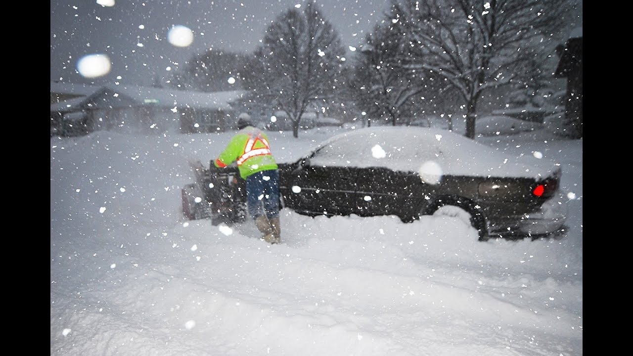 "Snowmageddon" - London, Ontario - Nov 24, 2013 - YouTube