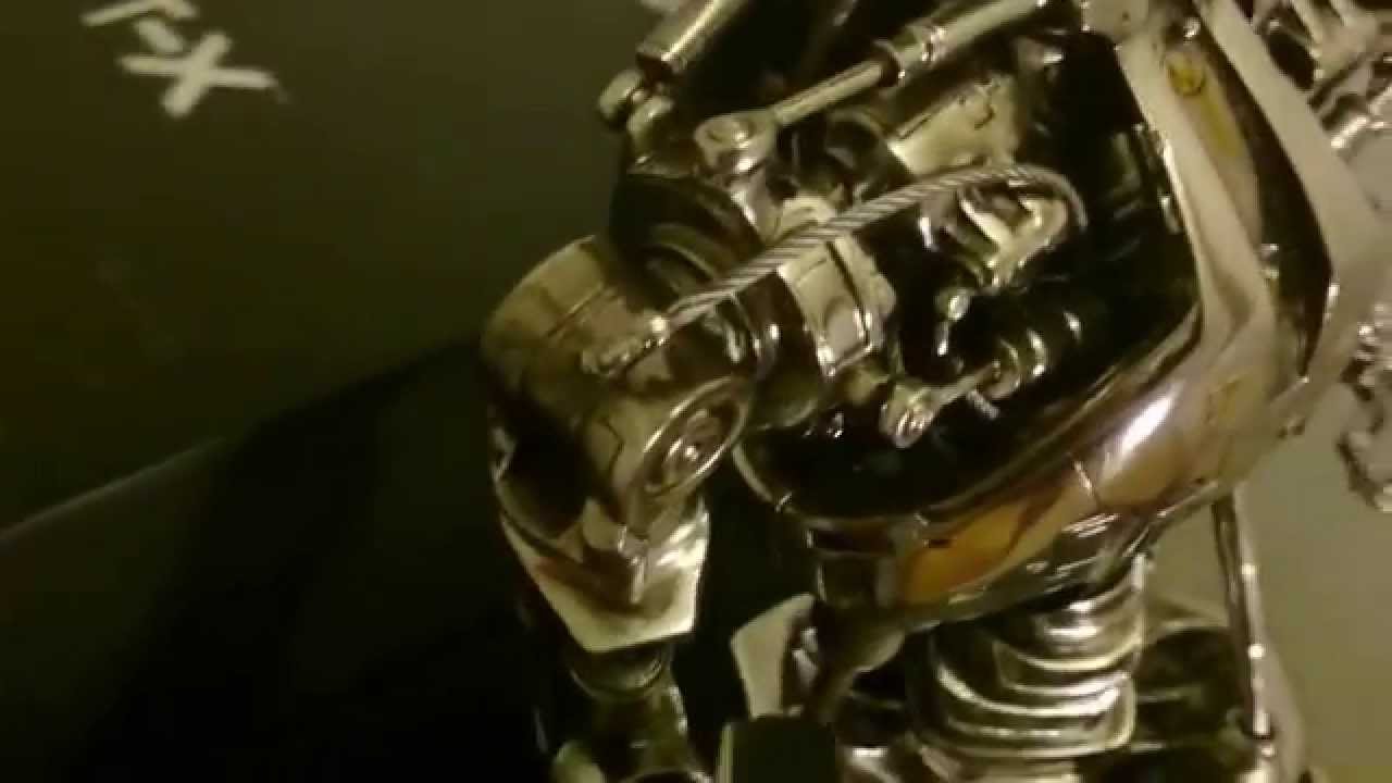 Cinemaquette Terminator 2 T-800 Endoskeleton 1:3 Statue - YouTube