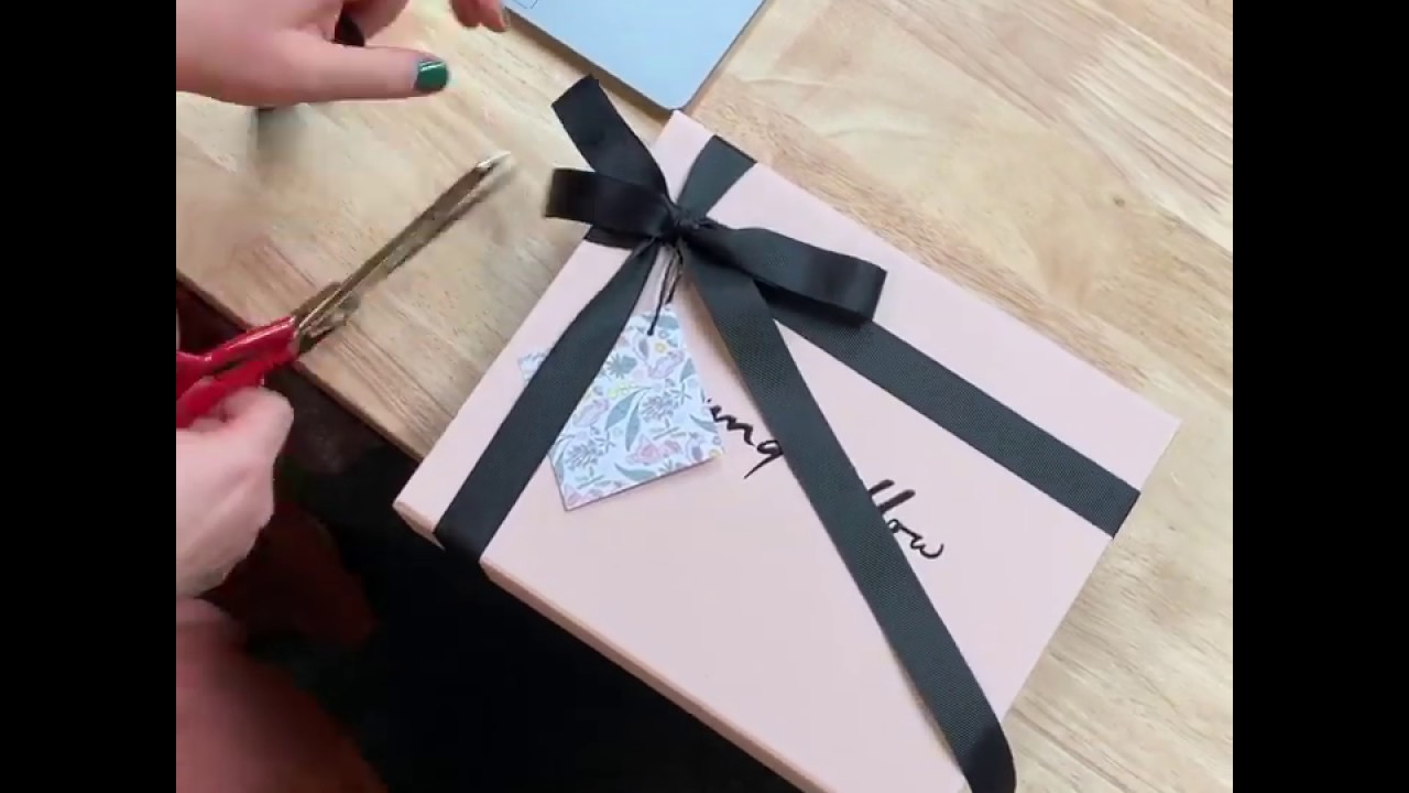 How to Tie a Young Willow Bow - YouTube