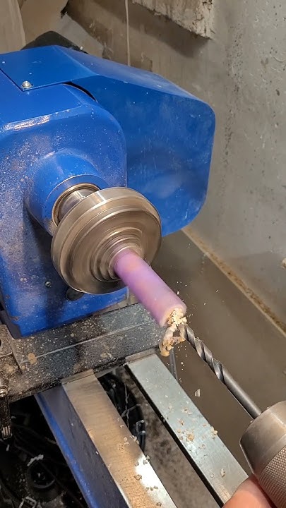 woodturning, tournage sur bois d'un découseur en olivier et résine époxy (partie 1) - YouTube