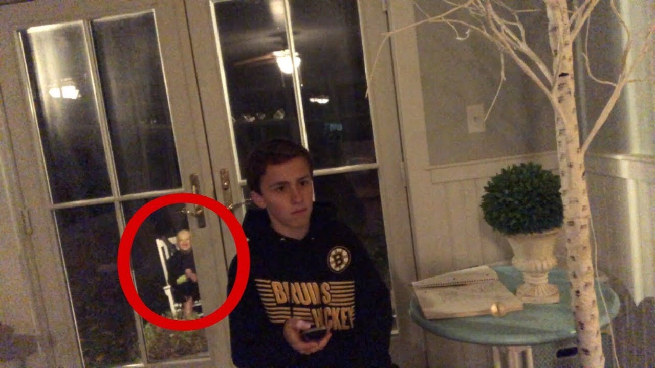 I saw a STALKER outside my house.. *scary* - YouTube