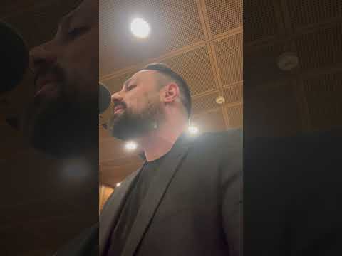 Ömer Ahmet Turhan - Ömrüm (Güz mü Geldi Rengin Soluk)