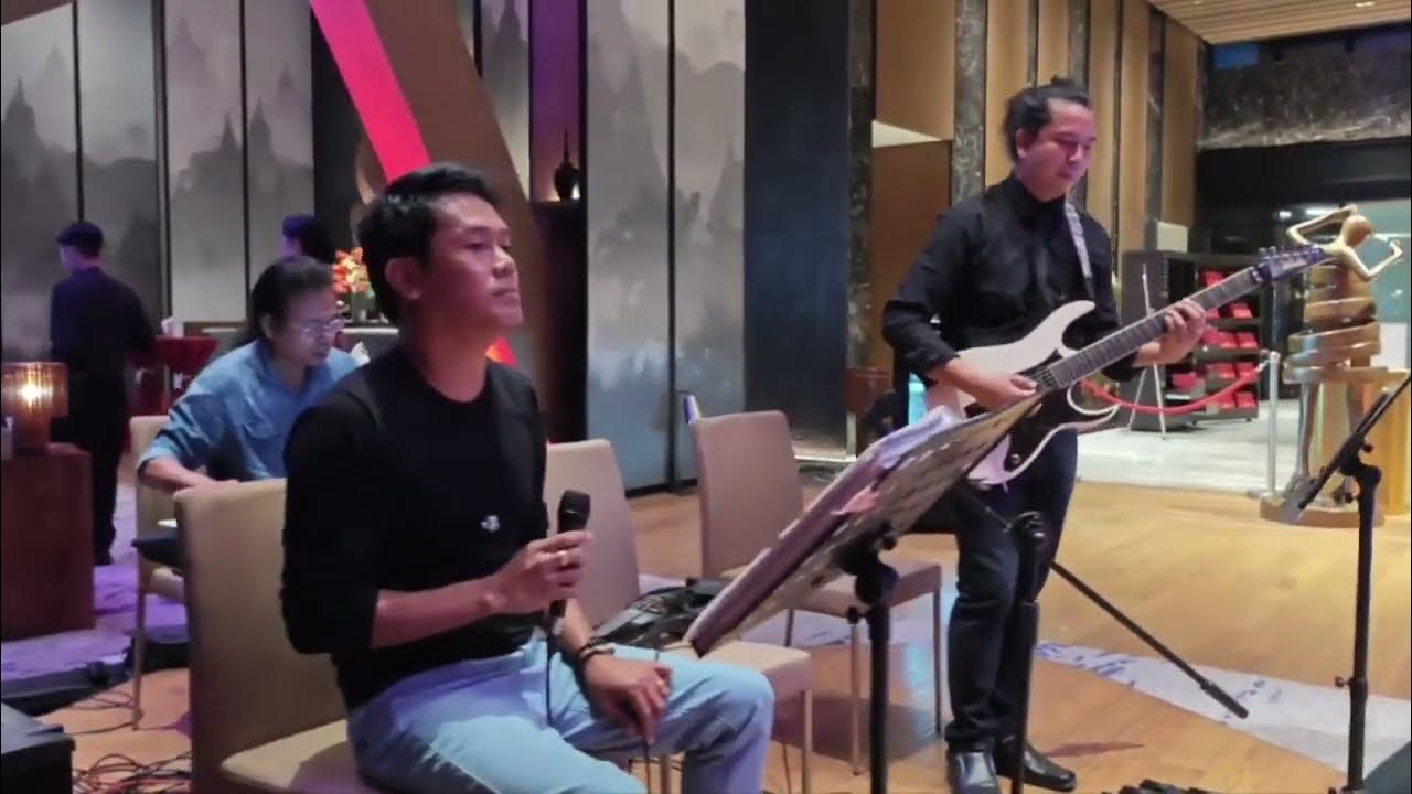 မီးအိမ်ရှင် Mee Eain Shin Cover by - Nyi Linn Ko MC # coversong #youtube #youtubevideo #music ...