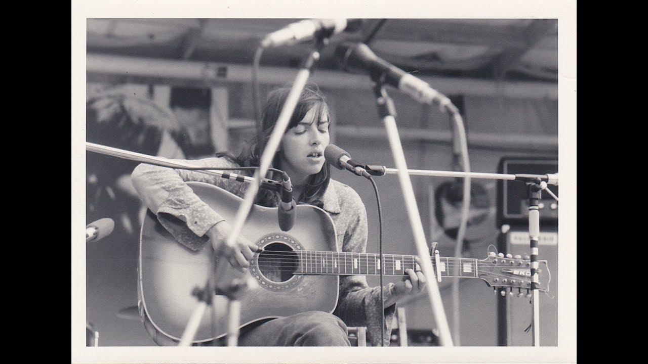 Anne Briggs Portrait Interview (Radio 4, 2016) - YouTube