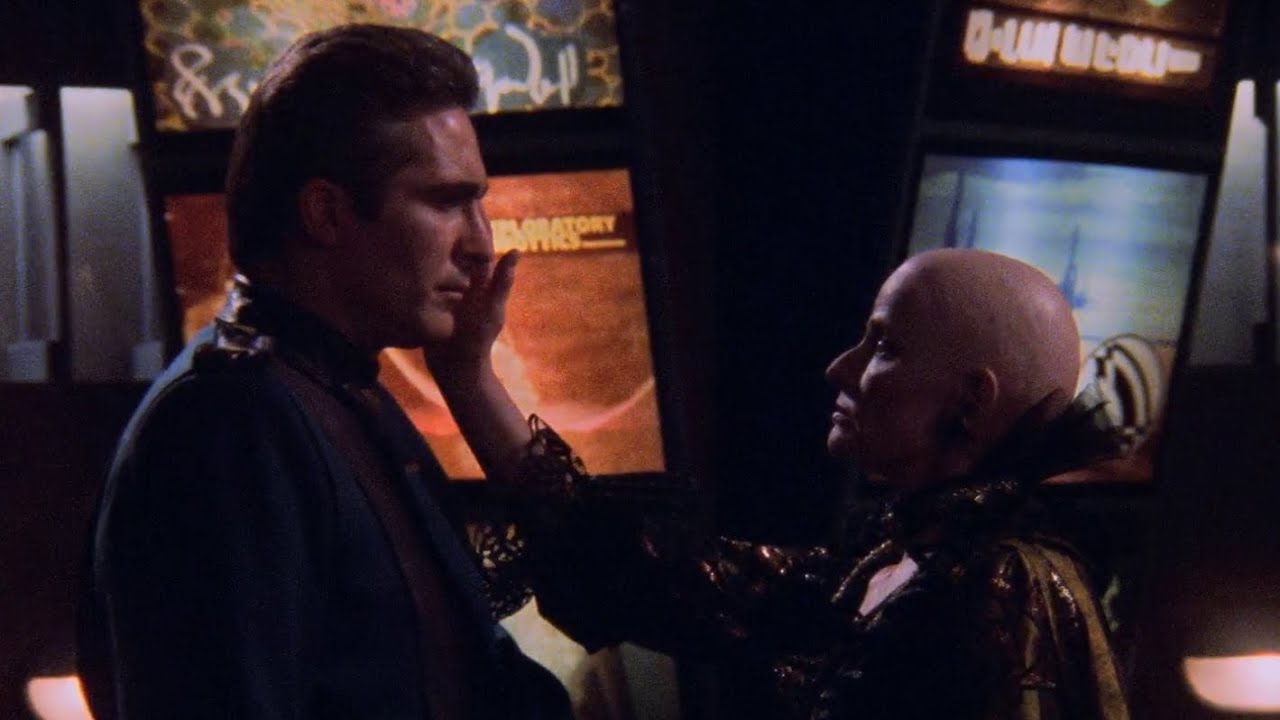 Babylon 5 Remastered - Sinclair receives a vision of fire and ...