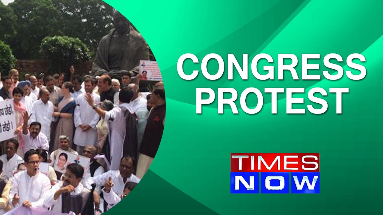 Congress protest outside Parliament - YouTube