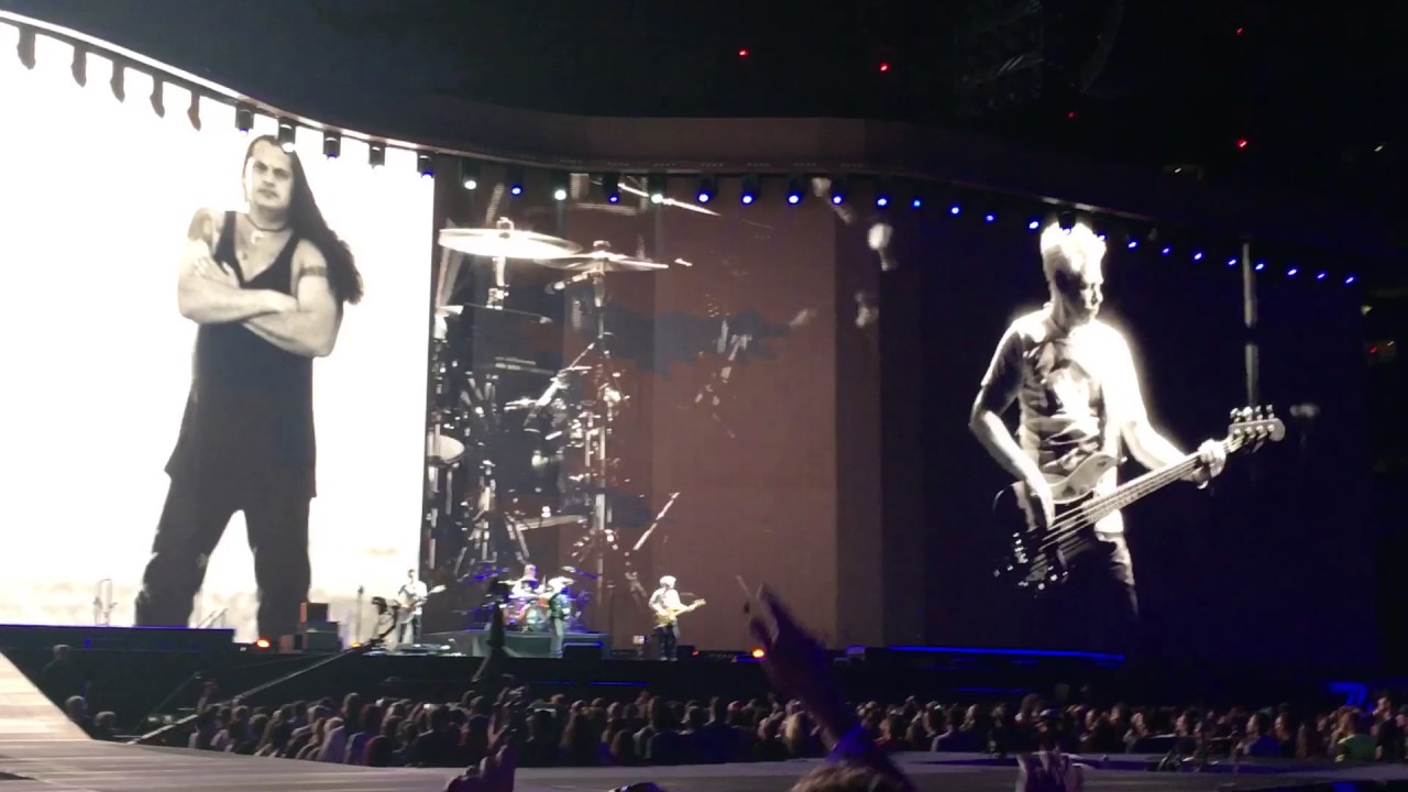 U2 live @ MetLife "One Tree Hill" 6/29/17 - YouTube