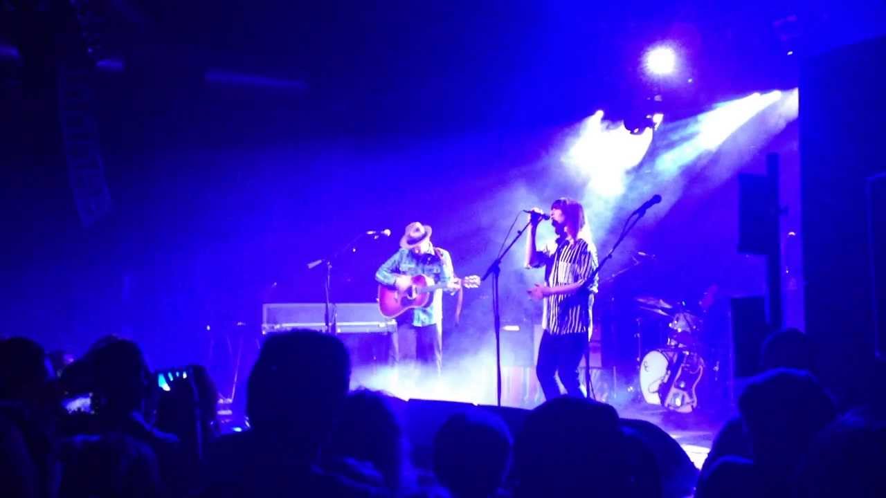 Dallas Green performing "Paradise" in Stuttgart, Germany feat. Hannah ...