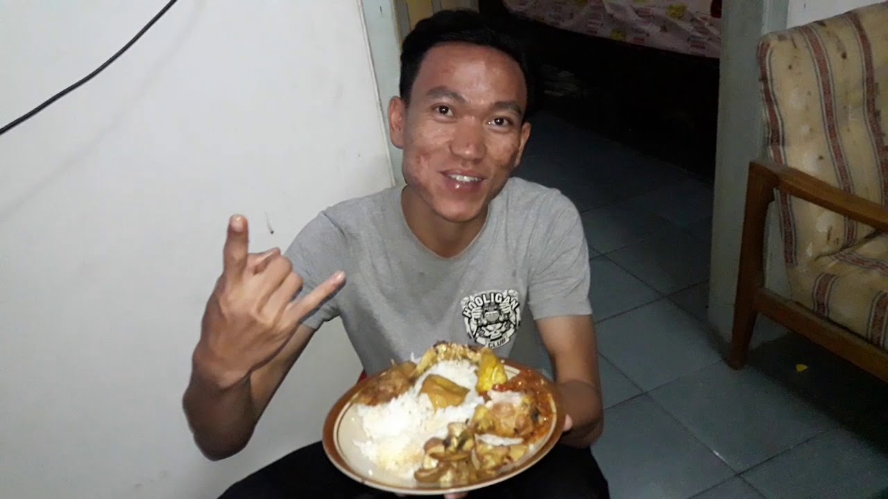 Tutorial makan daging monyet.. (serdadu) silahkan yg mau ikut silahkan ...