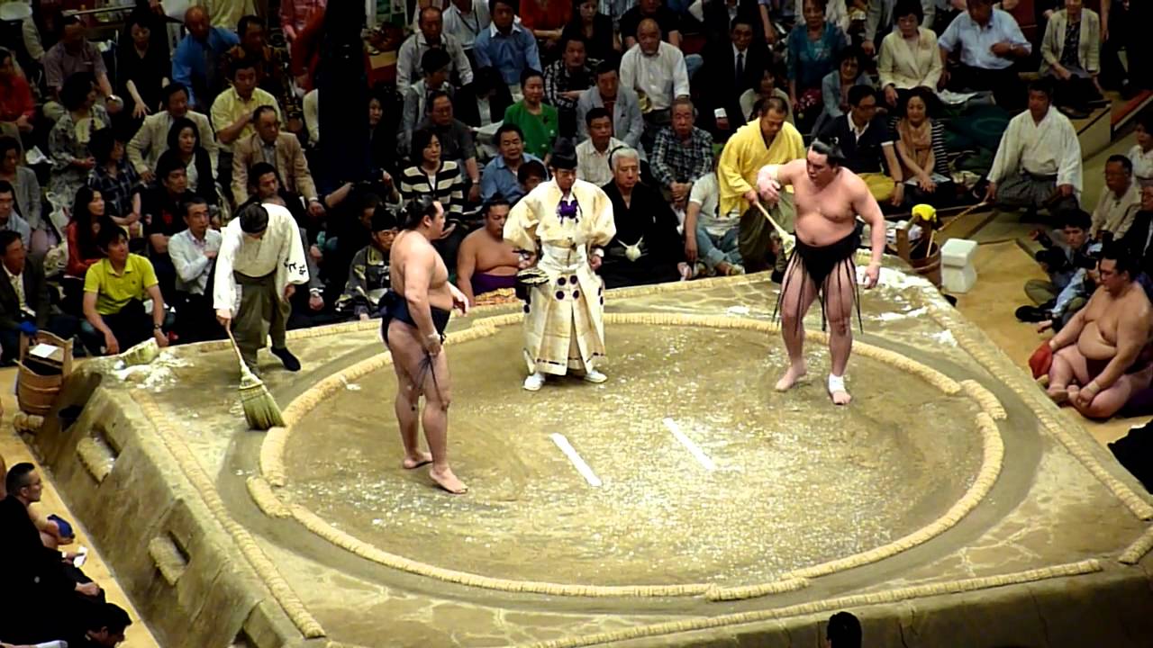 Ozeki Kakuryu (10-4) - Yokozuna Harumafuji (11-3) , Sumo : Natsubasho ...