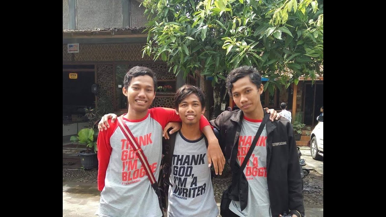 Setengah Hari Bersama Agus Mulyadi Blogger Magelang - YouTube
