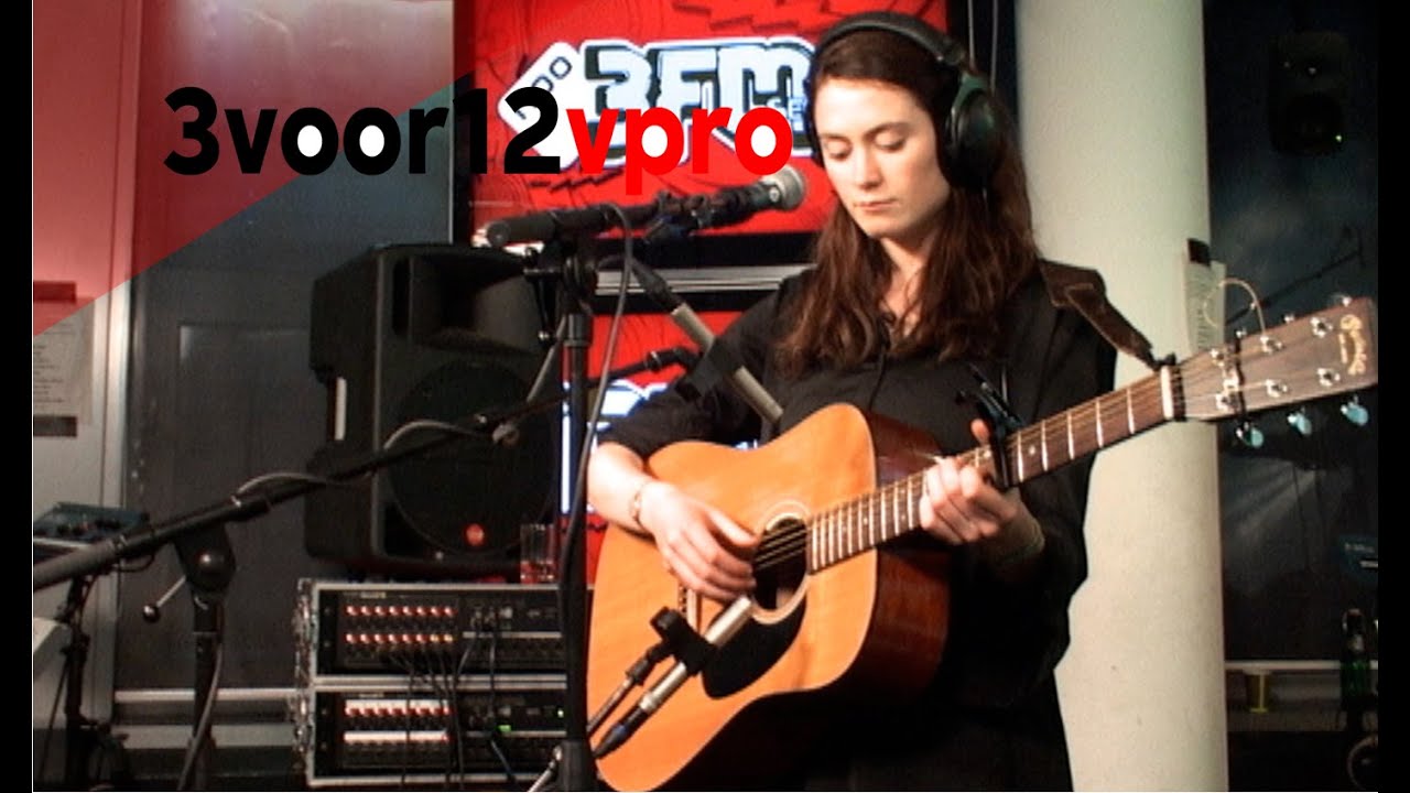Rachel Sermanni - This Love (live @ 3voor12 radio) - YouTube