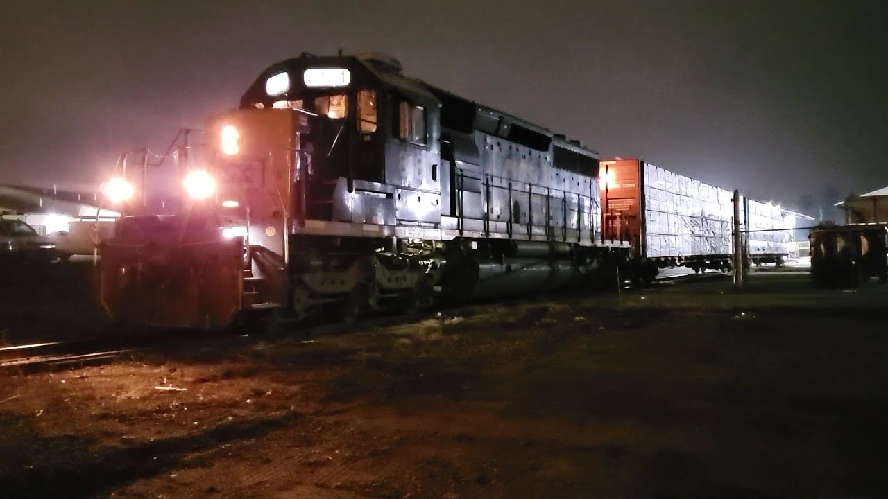 L301-07 | CSX Engines #8181 Does work at Standale Lumber Co In ...