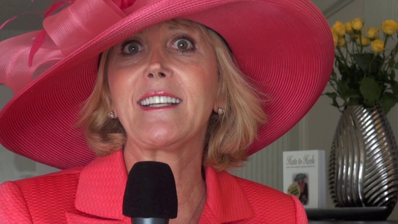 Royal Wedding I-Reporter Shelley Sykes CNN, April 2011 - YouTube