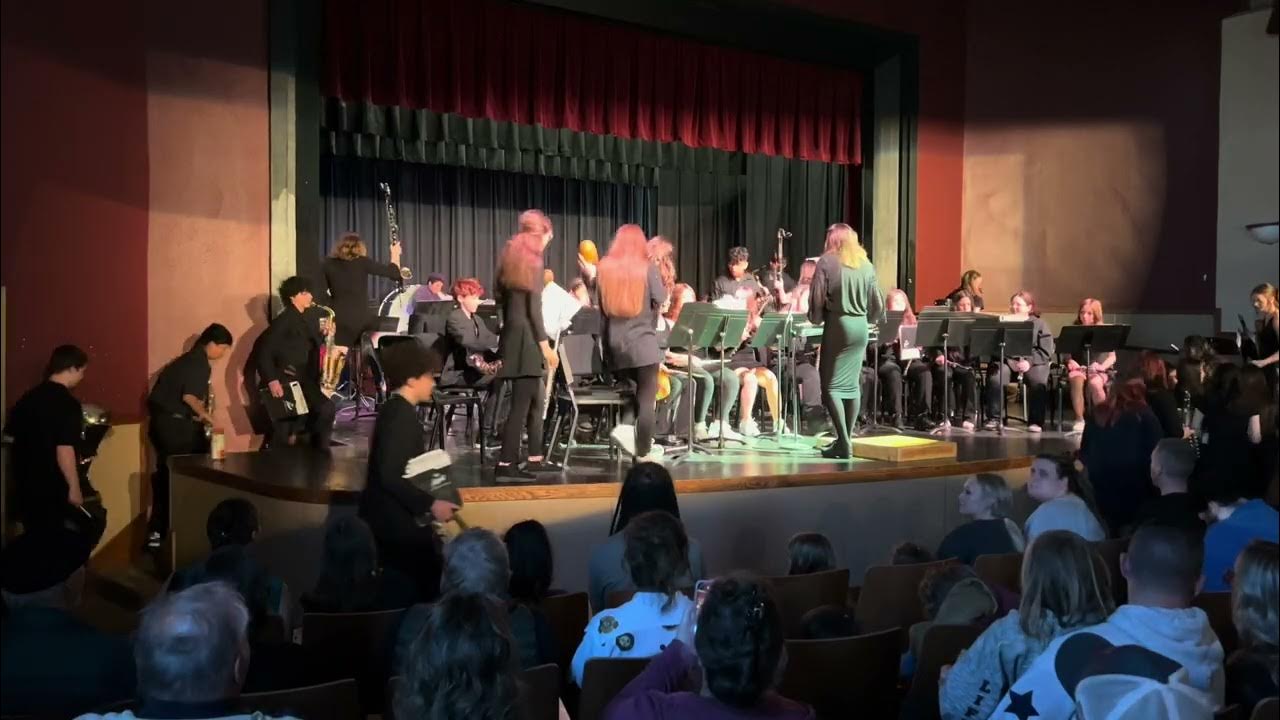 Hilltop 7th grade Band, End of the Year Concert - YouTube