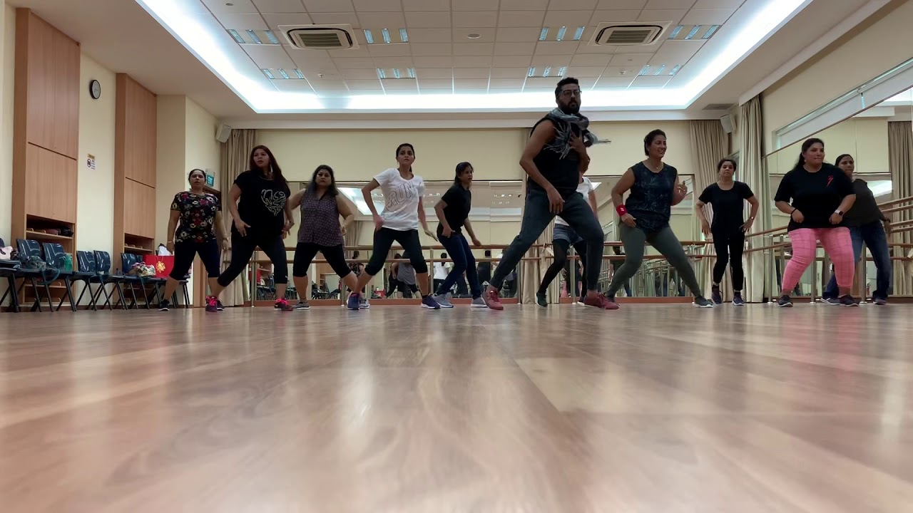 The Wakhra Swag | Sha’z School Of Dance Choreography | Singapore - YouTube