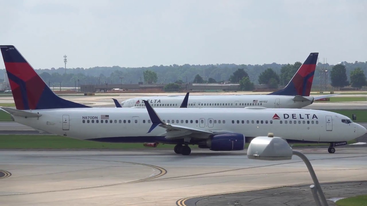 737 taking off ATL Atlanta Delta Airlines - YouTube