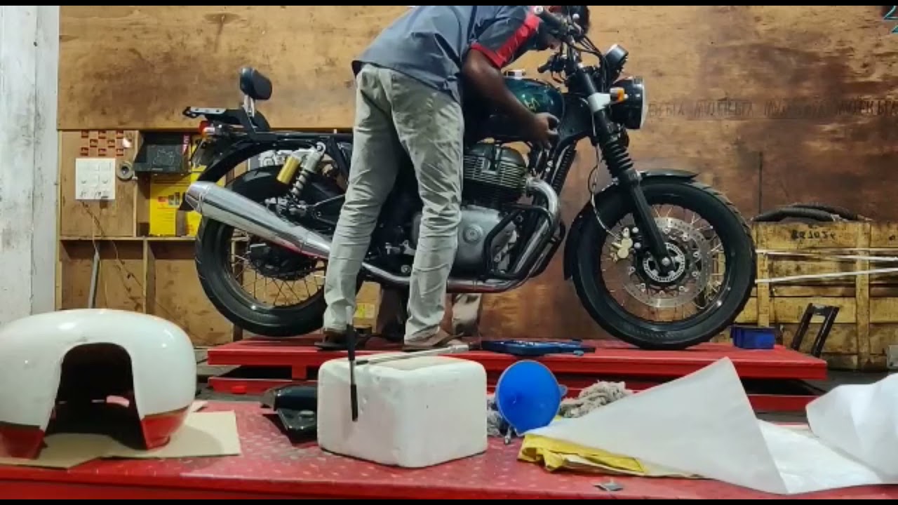 Royal Enfield Interceptor 650 New Fuel tank fixing - YouTube