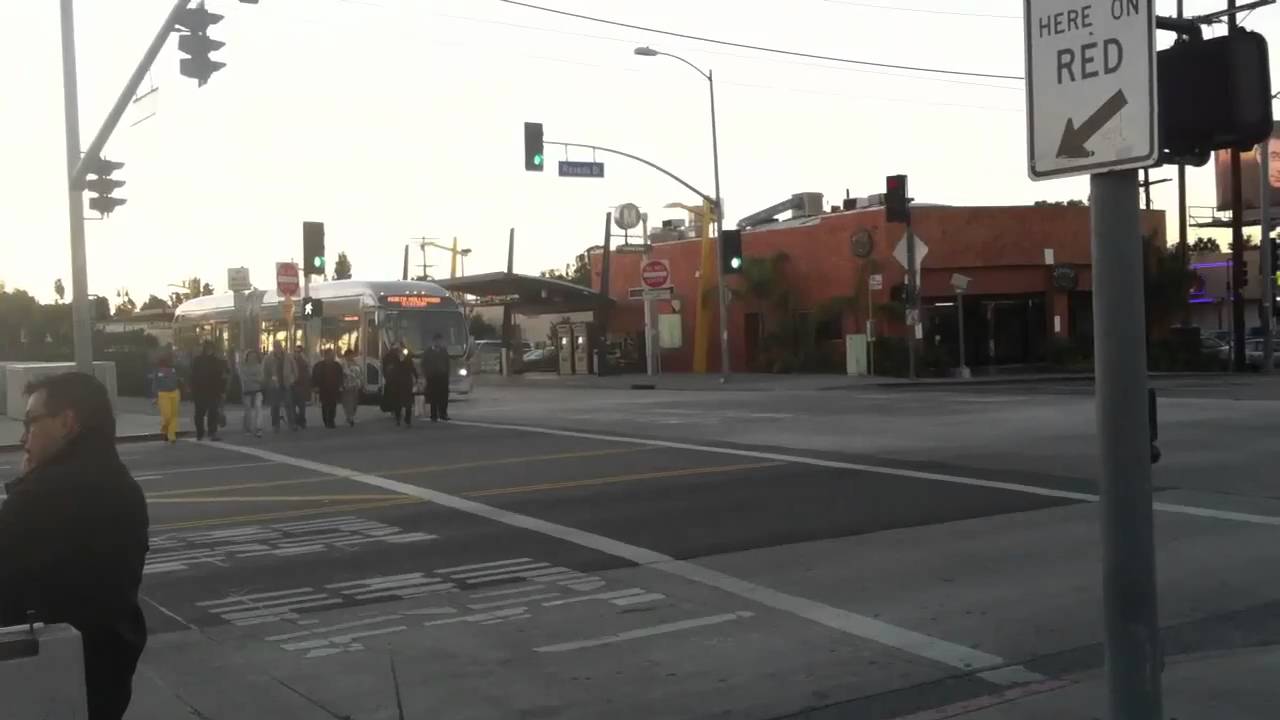 Metro Orange Line Busway Reseda Station - YouTube