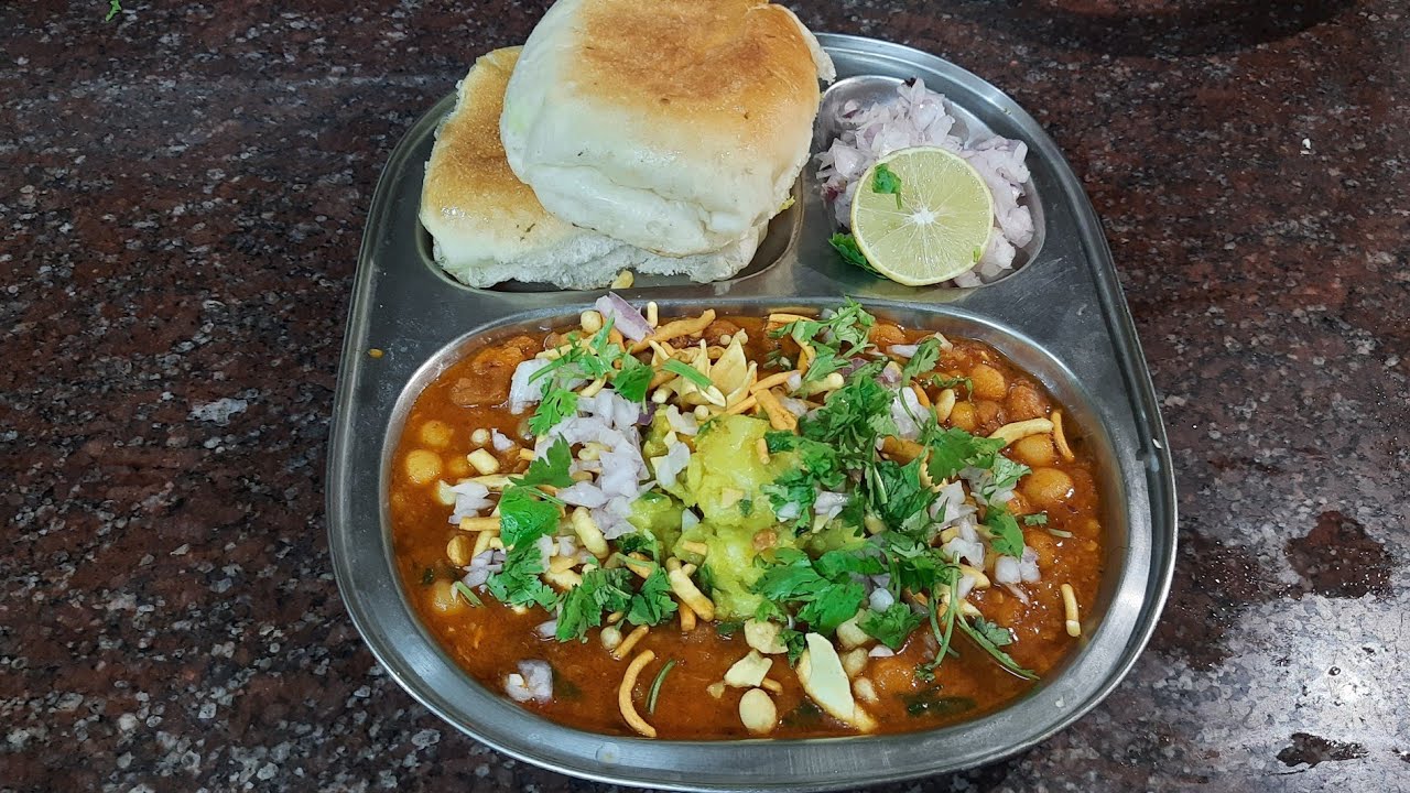 ZANZANIT MISSAL PAAV- FRIED MISSAL- FRY MISSAL- MONSOON SPECIAL-SPECIAL ...