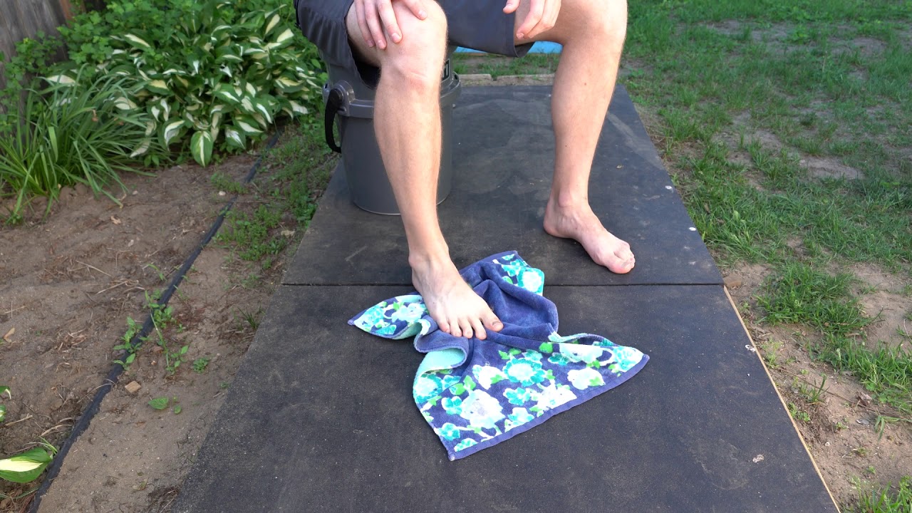 Toe Towel Curls - YouTube
