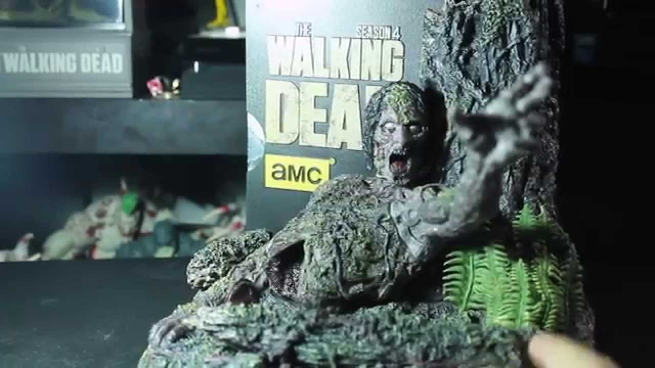 The WALKING DEAD Season 4 Limited Edition Box Set Review (Tree Moss ...