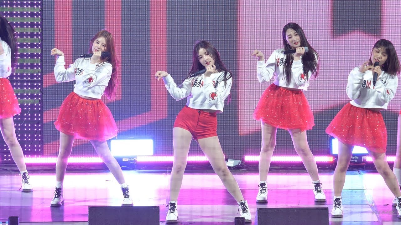 180401 모모랜드 (MOMOLAND) '꼼짝마 (Freeze)' 낸시 (NANCY) Focus 4K 60p Fancam ...