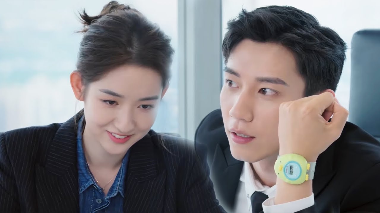 🎇The boss showed off the wedding gift in the company, Cinderella was ...