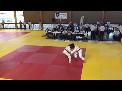 Combat place de 3eme de Lina Ben Hamidi - YouTube