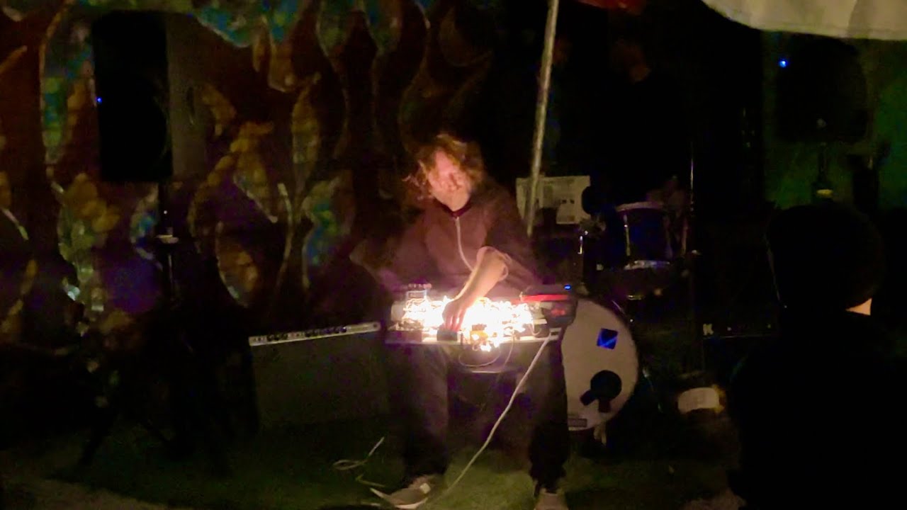 Dan Friel | Mama Tried, Brooklyn 10/23/2021 (partial set) - YouTube