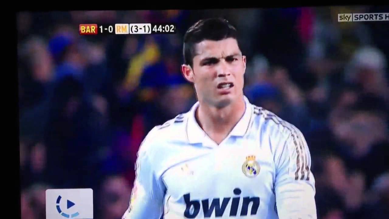 Ronaldo gets angry in el clasico - YouTube