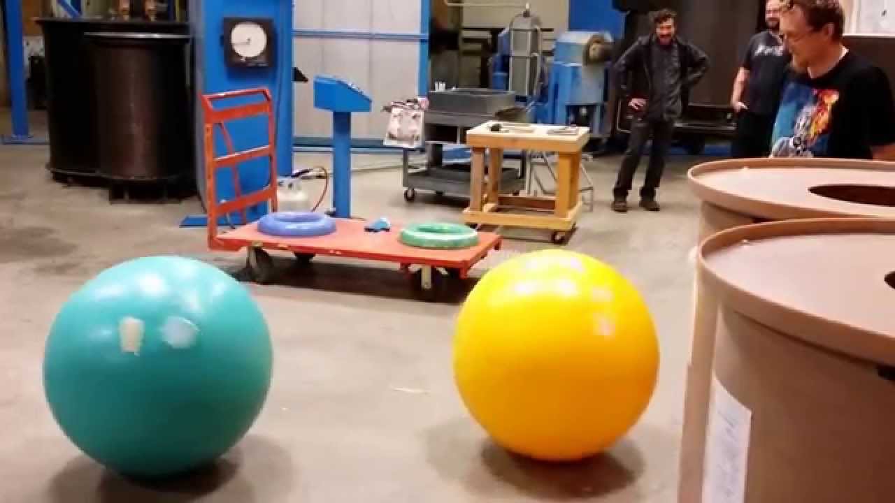 Wobble Ball from Wildlife Toy Box - YouTube