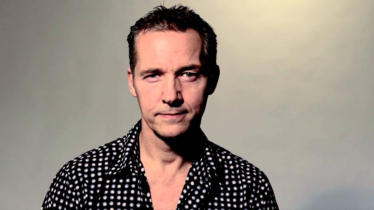 Lenny Oosterwijk - Thom Hoffman - YouTube