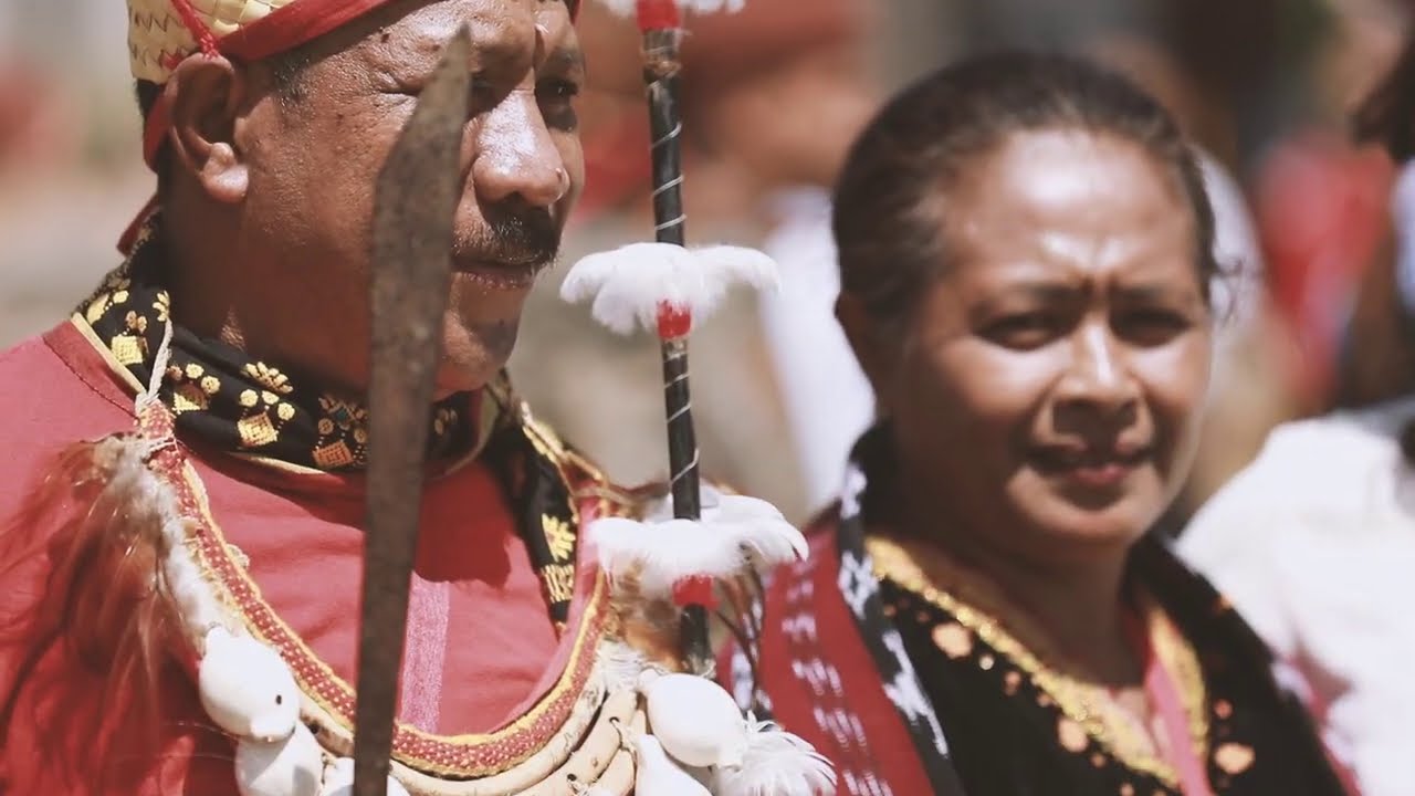 Perayaan Adat Ana Deo, Nagakeo, Flores - YouTube