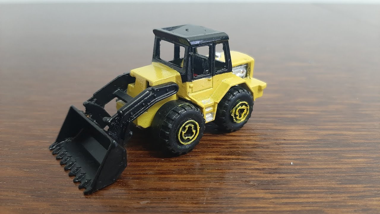 Majorette Construction Machines Tractor Shovel CUSTOM - YouTube