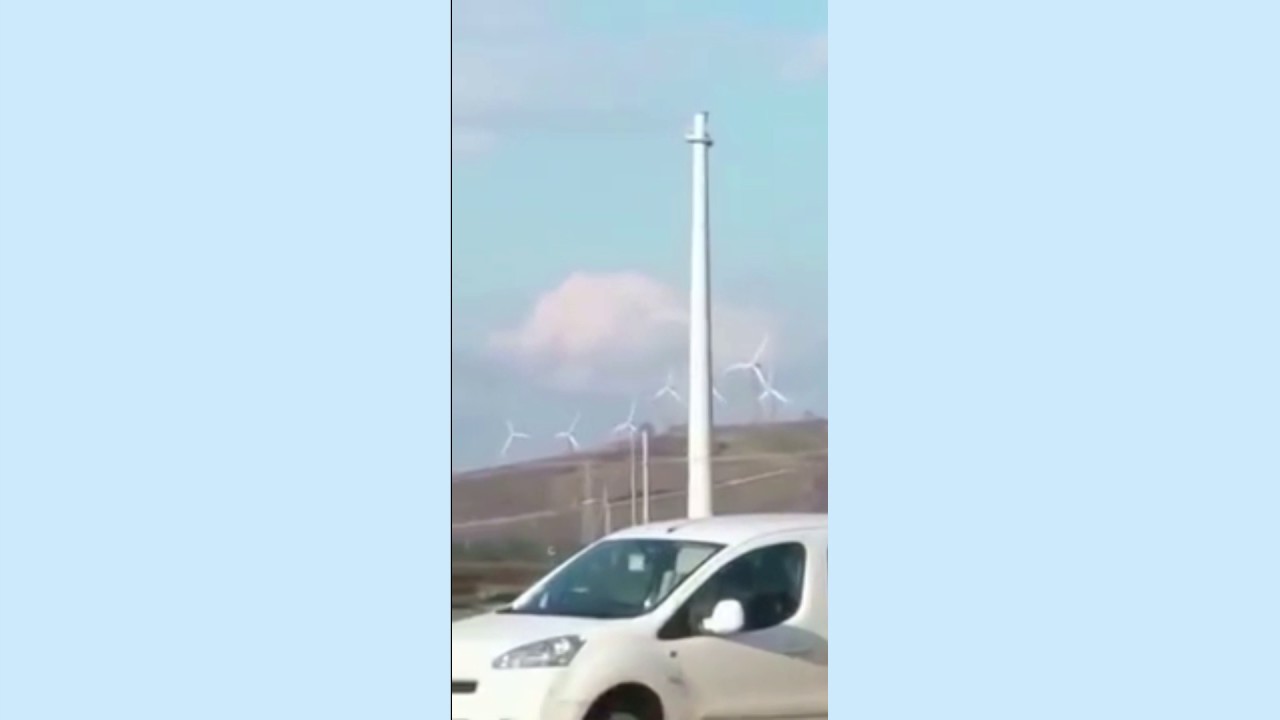 Wind Turbine Crash! - YouTube